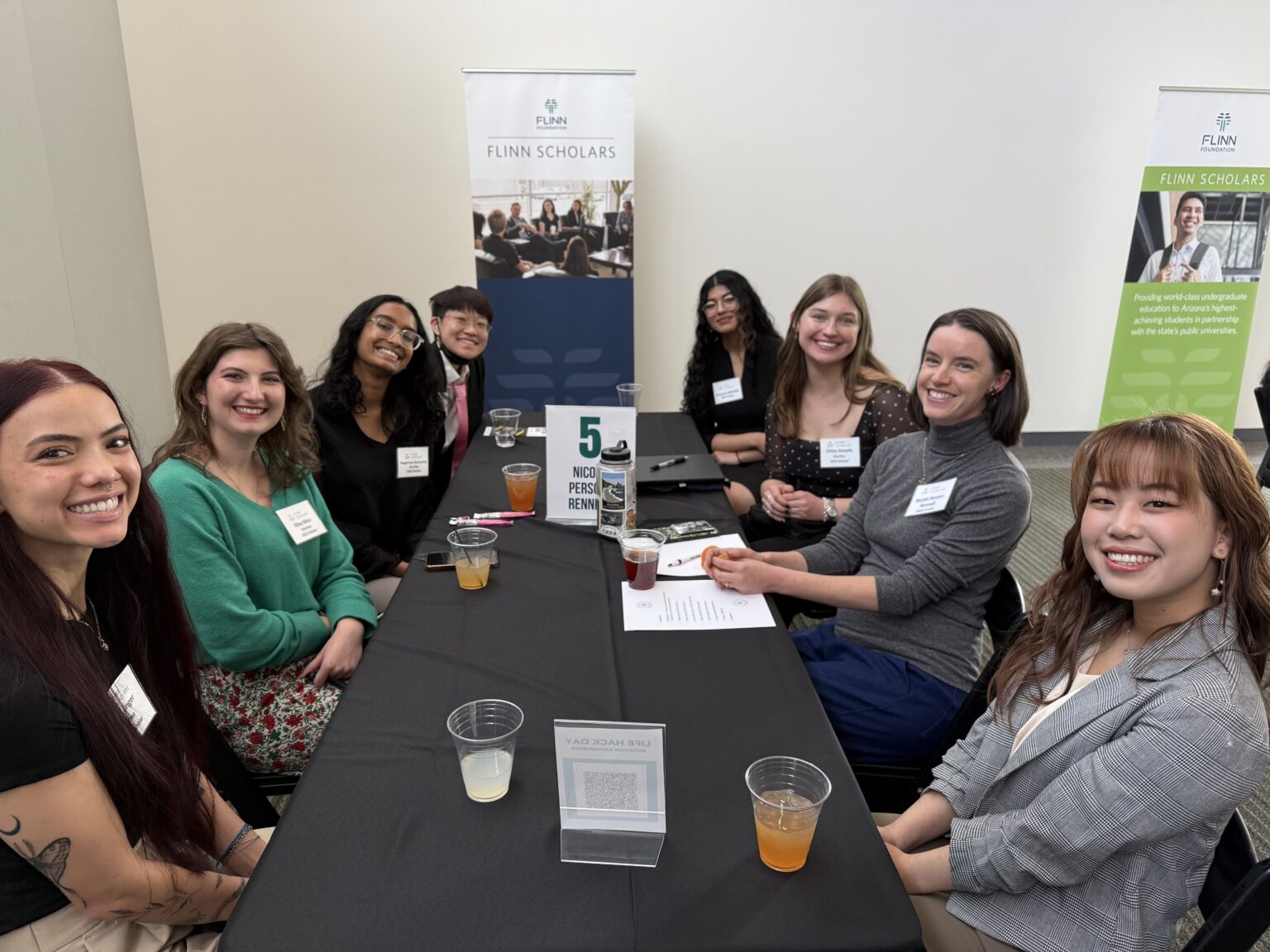 Flinn Scholars find community and perspective at Life Hack Day - Flinn ...